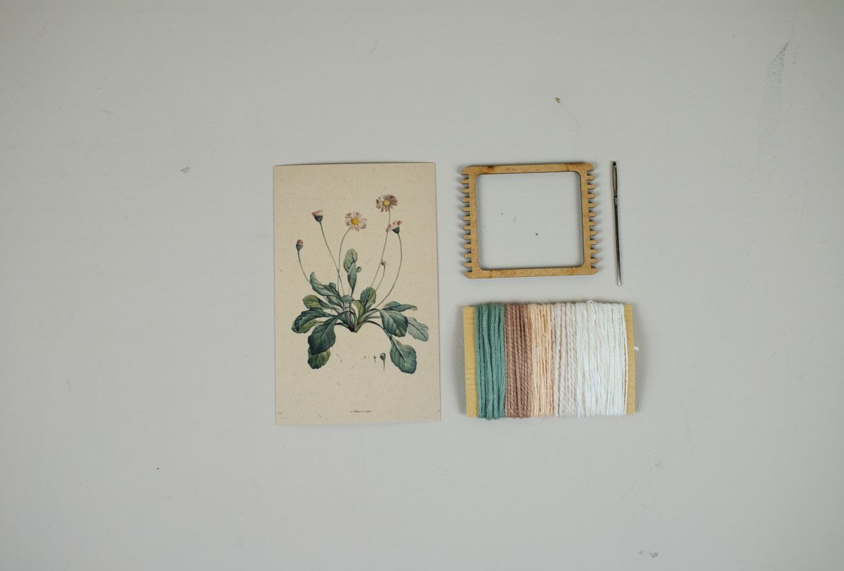 Daisy White DIY weaving kit small - FynBoschDesign